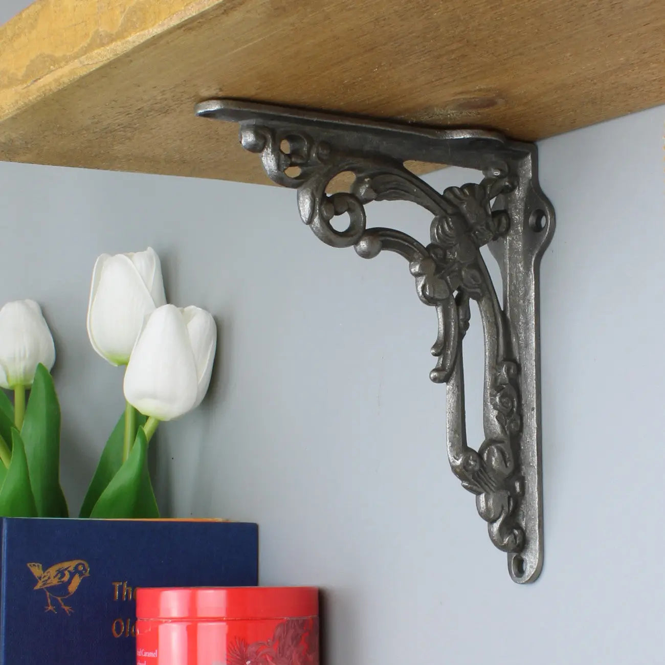 Shelf Brackets - Antique Cast Iron Victorian Scroll Leaf Pair – Oakcrafts