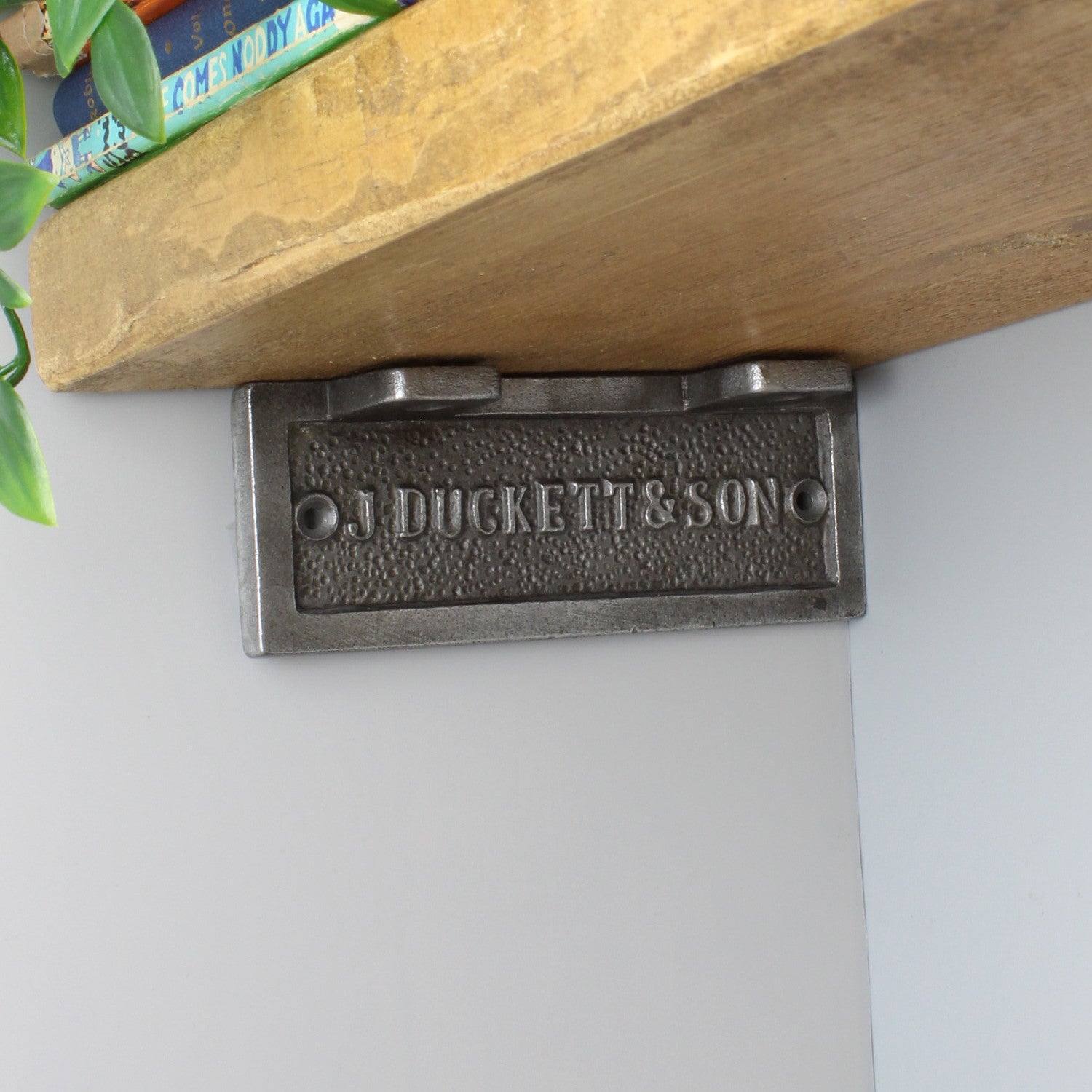 Pair of Antique Cast Iron J. Duckett & Son Alcove Brackets - 140mm x 5 ...